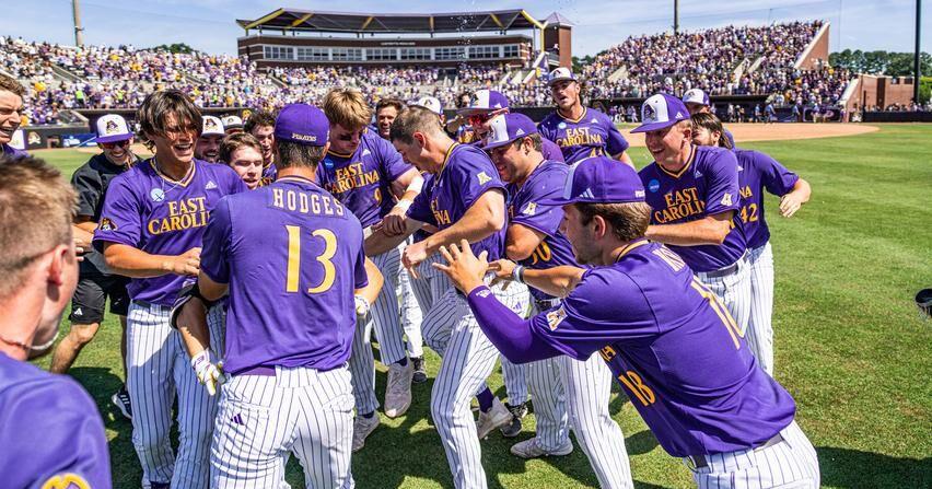 Nowak's bases loaded hit in bottom of the 9th sends East Carolina past ...