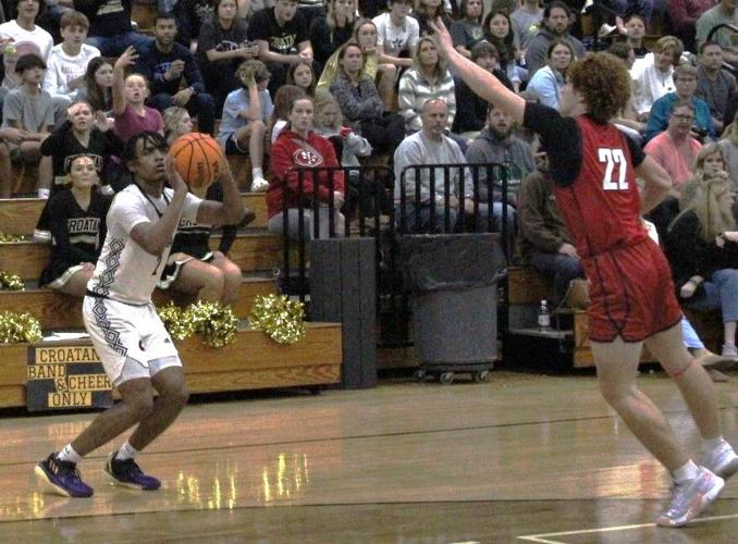 Croatan boys break 19-game losing streak to West, turn tight contest ...