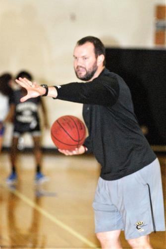 Croatan girls have new-look roster with one returning starter | Sports ...