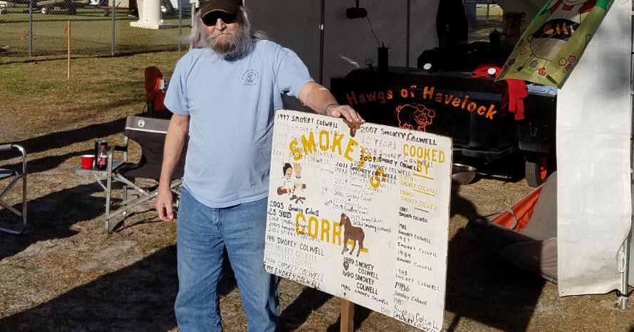 GALLERY: Newport Pig Cooking Contest | Multimedia | carolinacoastonline.com