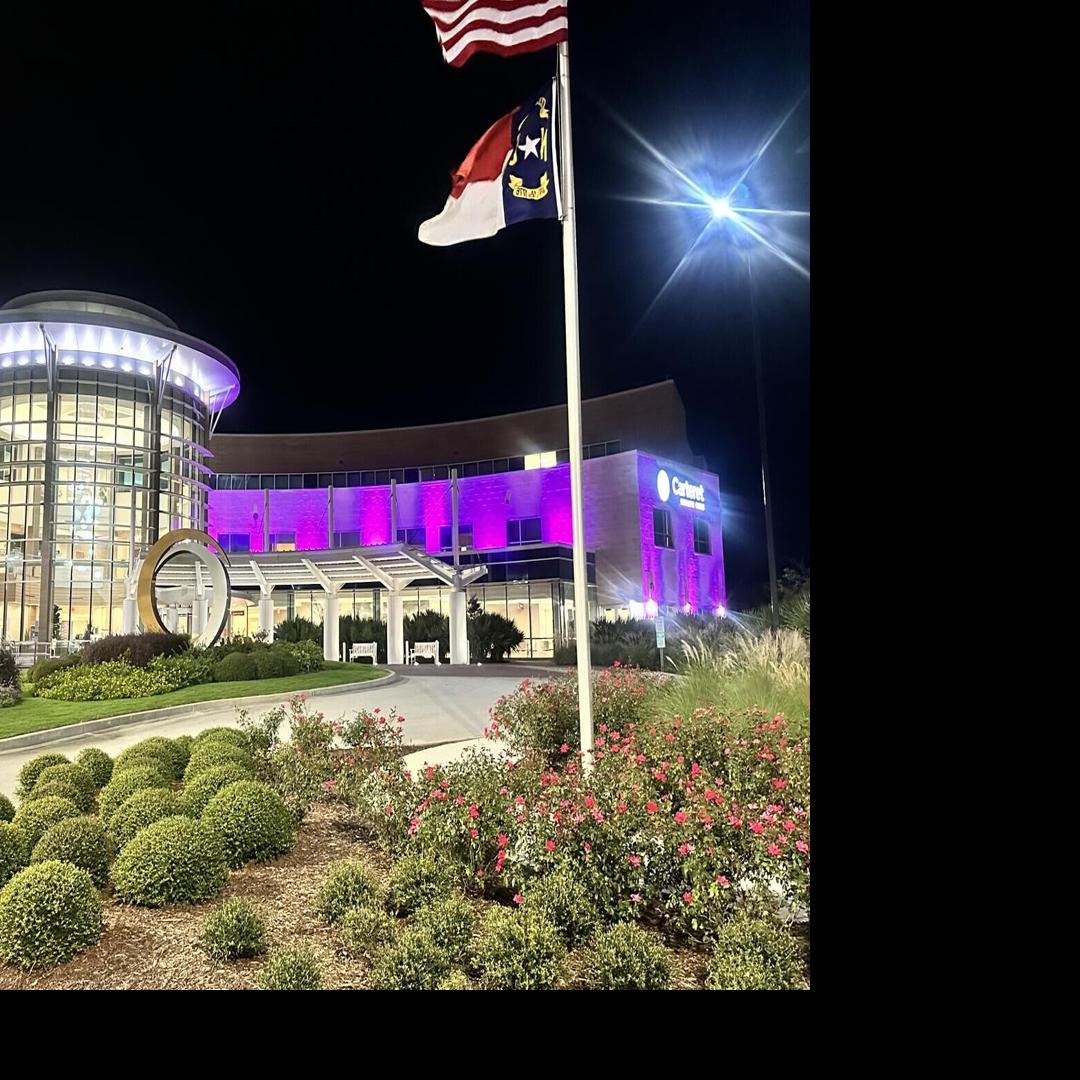 2014 CCC Graduation | Photo Galleries | carolinacoastonline.com