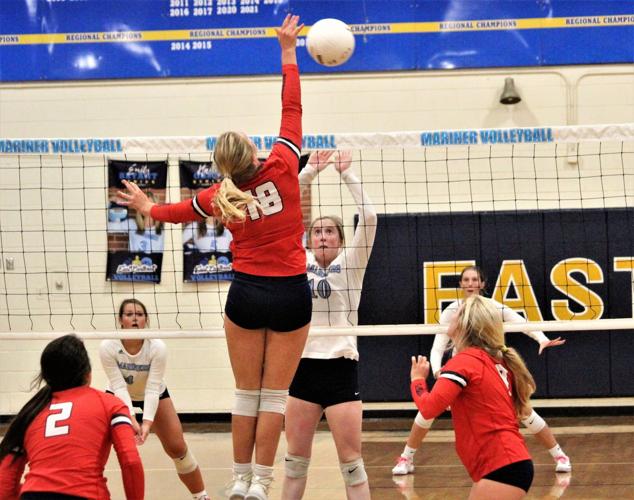 West sweeps East to win fifth match in a row; Patriots move to 6-1 on ...