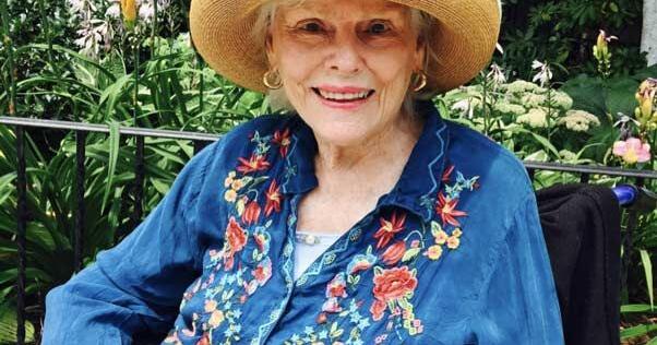 Doris Buffett, philanthropist and former Carteret County resident, dies ...