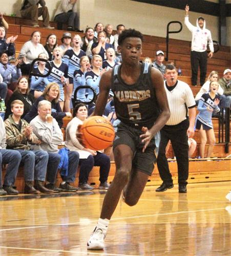 Mariners hold on for wild 75-73 win over White Oak; Griffee collects ...