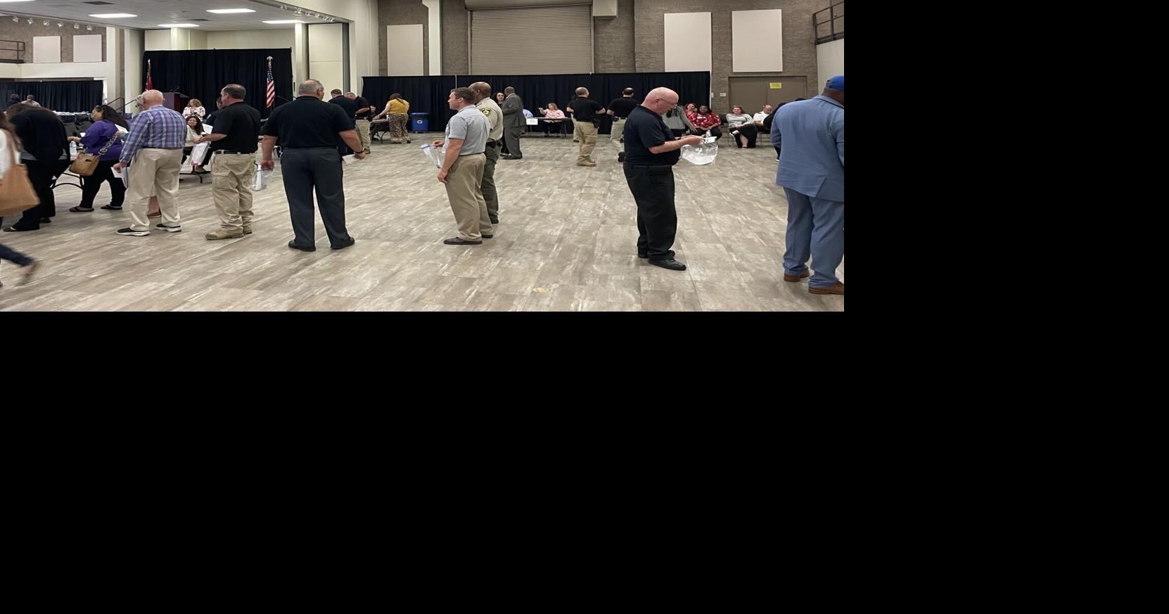 Reentry simulation held to help incarcerated individuals after release ...