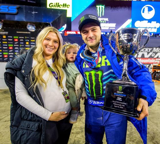 Lawrence, Webb neck and neck for Monster Energy Supercross Championship ...