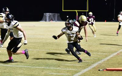 Croatan runs away with 51-22 win over Dixon | Sports ...