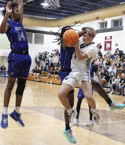 Croatan boys take 76-68 win over Hunt in first round | Sports ...