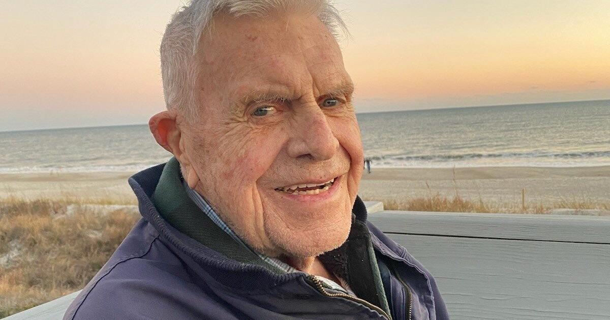 William Cosgrove,92; service later | Obituaries | carolinacoastonline.com