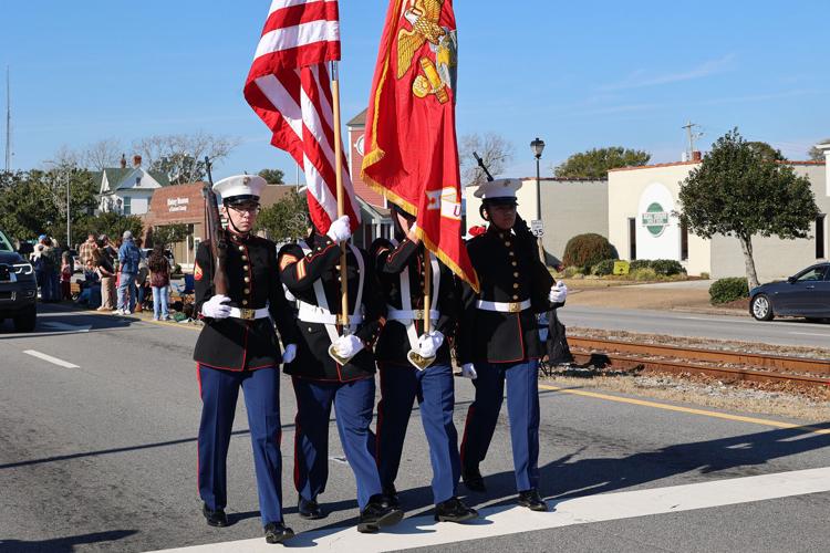 Morehead 2025 Christmas parade | Multimedia | carolinacoastonline.com