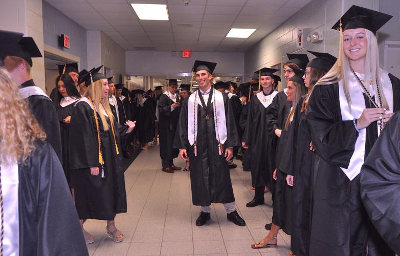 Croatan seniors overcome obstacles to graduate as Class of 2022 | News ...