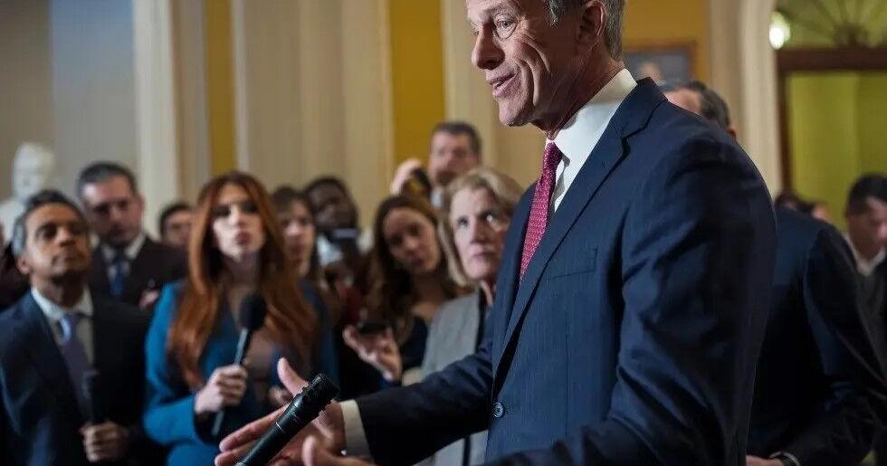 Democrats block Homeland funding package in Senate as negotiations ...