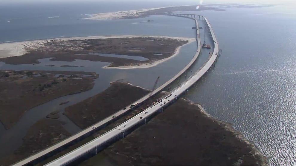 Official: 1 dead in collapse of old N Carolina bridge | Regional ...