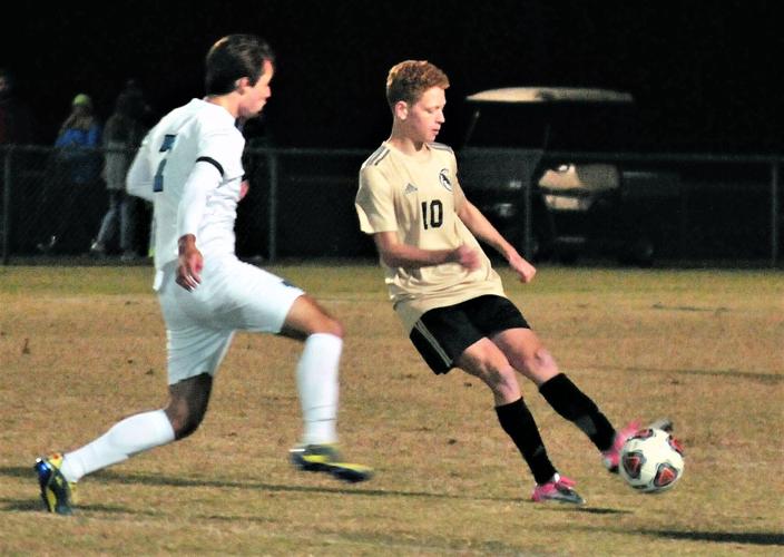 Cougars ride momentum shift in topping West Johnston 3-1, moving to ...
