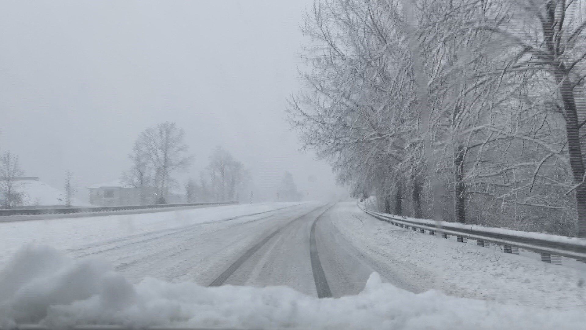 Icy conditions complicate morning commute | News | cbs19news.com