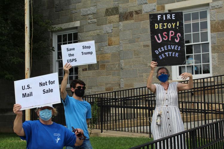 Protesters show support for postal service | News | cecildaily.com