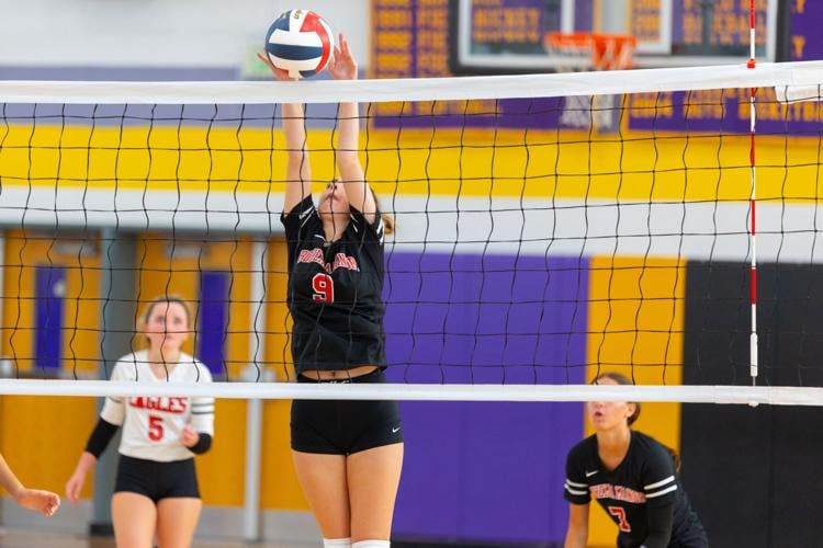 Eagles sweep Golden Elks in volleyball season opener | Sports ...
