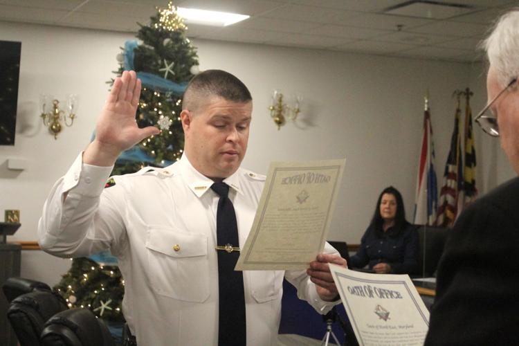 Police chief torch passed to NEPD veteran Stephen Yates | Local News ...