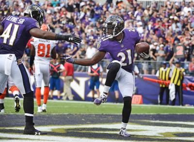 Ravens DB Lardarius Webb goes from 'player-coach' to interceptions ...