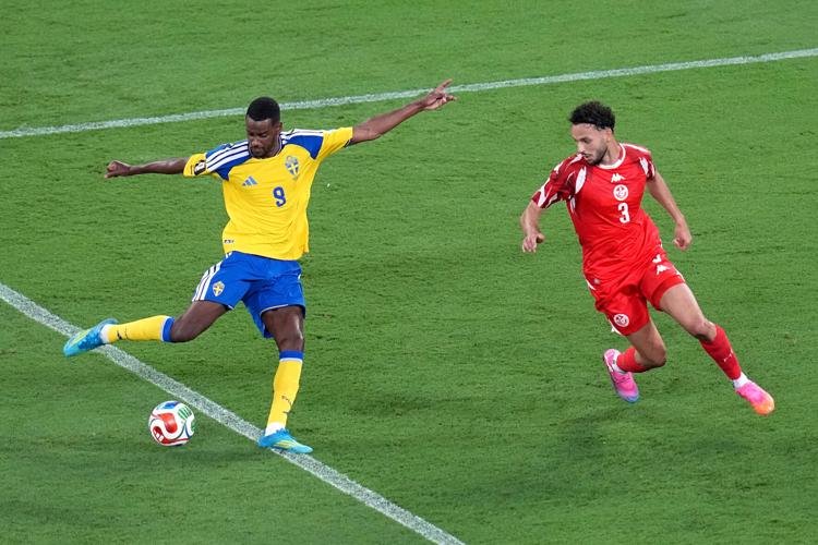 Sweden gets 2 goals from Yasin Ayari and pounds Tunisia 5-1 to move ...