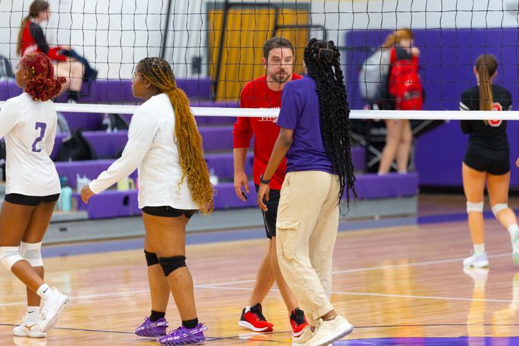 Eagles sweep Golden Elks in volleyball season opener | Sports ...