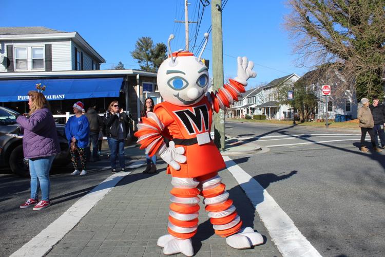 Cecil County Christmas Parade celebrates holiday cheer, despite ...