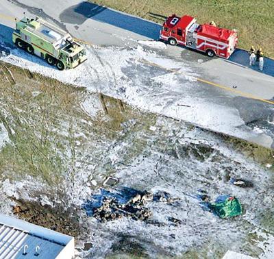 Pilot killed in crash at windy New Castle Airport | News | cecildaily.com