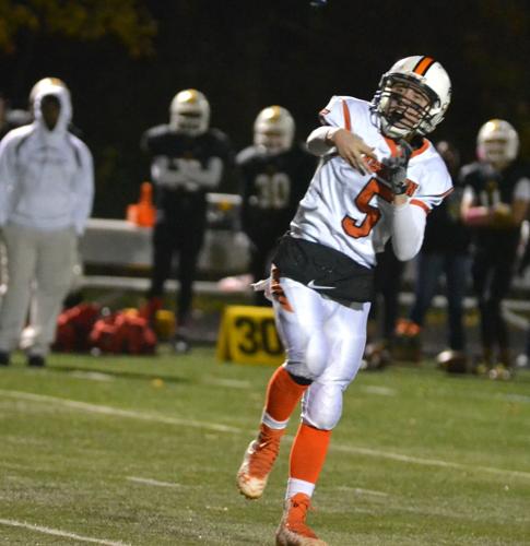 Rising Sun vs. Harford Tech football | Sports Gallery | cecildaily.com