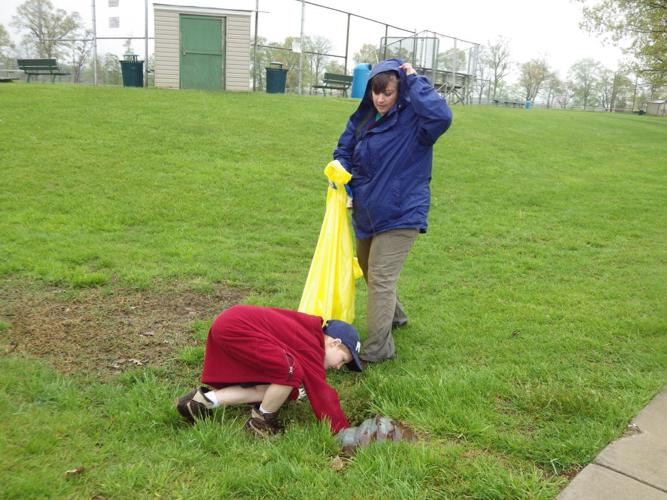Weather doesn't deter River Sweep volunteers | Local News | cecildaily.com