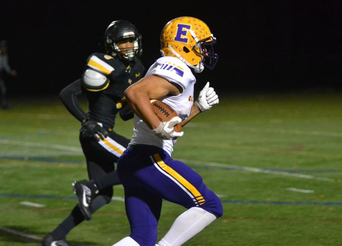 Elkton vs. Harford Tech football | Sports Gallery | cecildaily.com