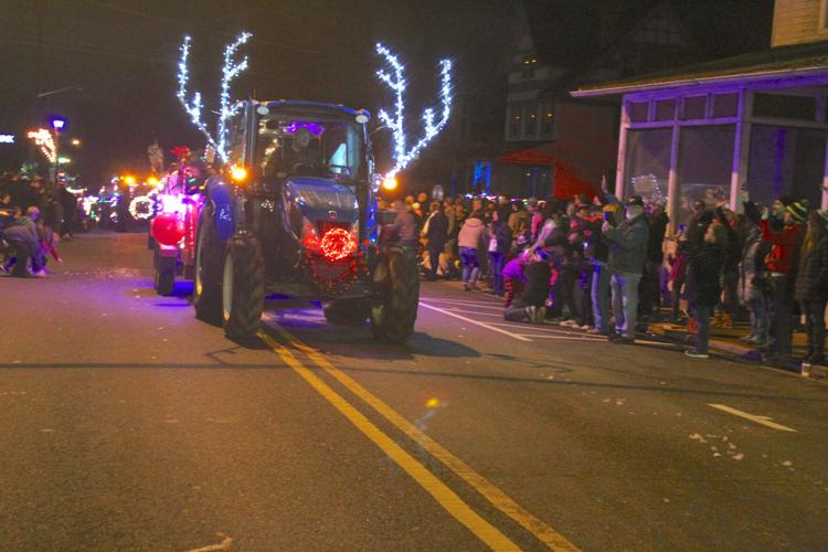 Farm tractors and Christmas collide in Rising Sun parade | News ...