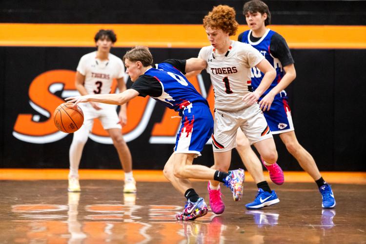 Rising Sun opens season with win over North East | Sports | cecildaily.com