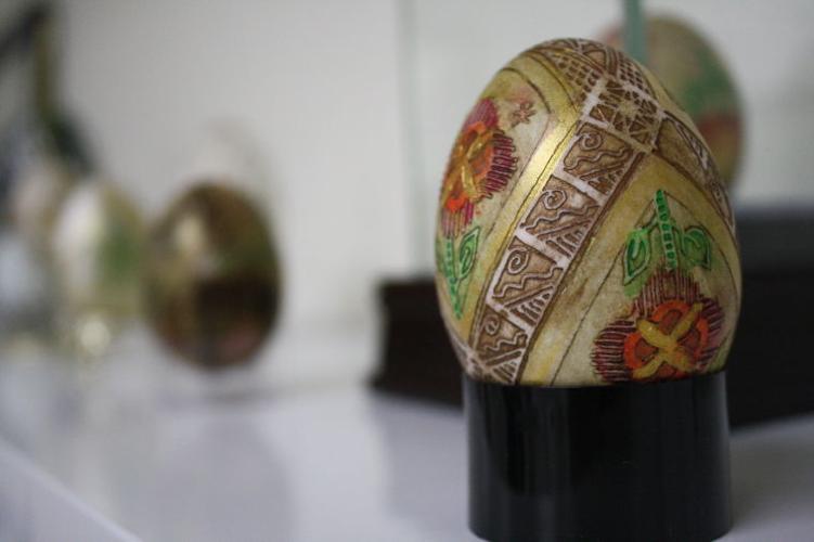 Pysanky artist displays heritage, creativity in Elkton | Arts and ...