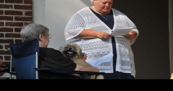 Blessing of the Animals brings out crowd | Local News | cecildaily.com