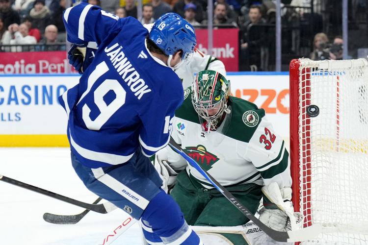 Foligno has first NHL hat trick to double season goals total, Wild beat ...