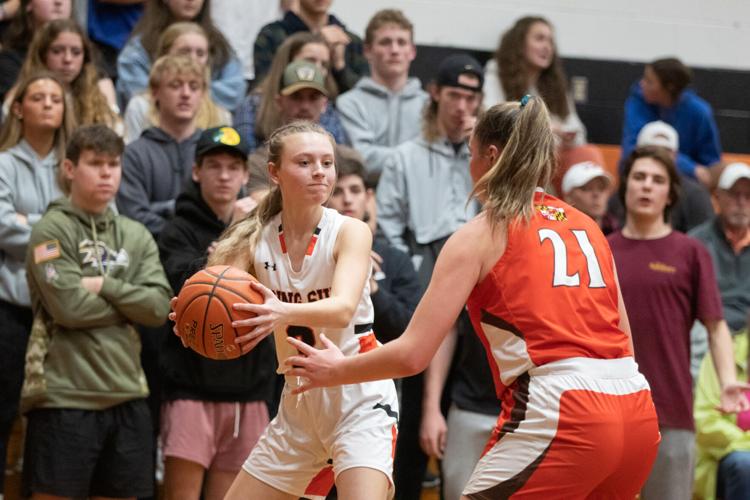 Fallston hands Rising Sun its first loss of the year in late-game nail ...