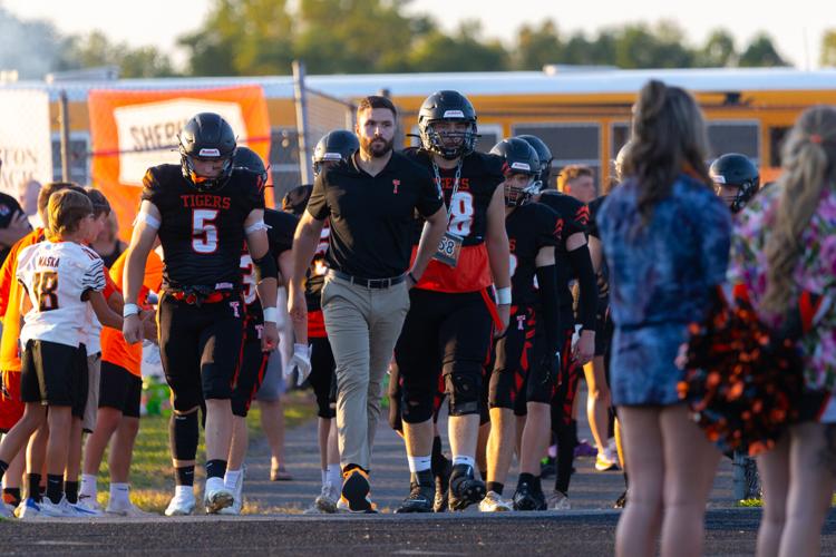 Elkton rushes its way to Rossi's first win over Rising Sun | Sports ...