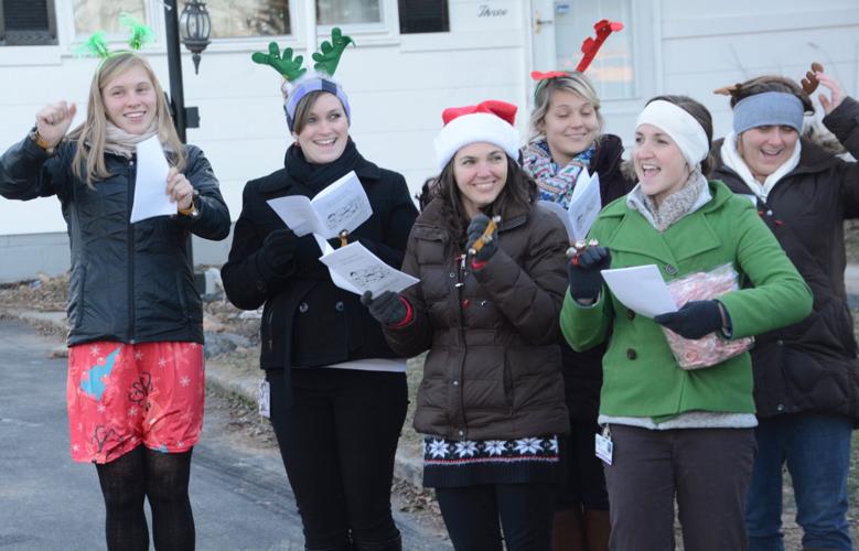 Cecil Manor Elementary teachers spread holiday cheer | Local News ...