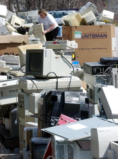 In 24 states, don't call your old computer 'trash' | News | cecildaily.com
