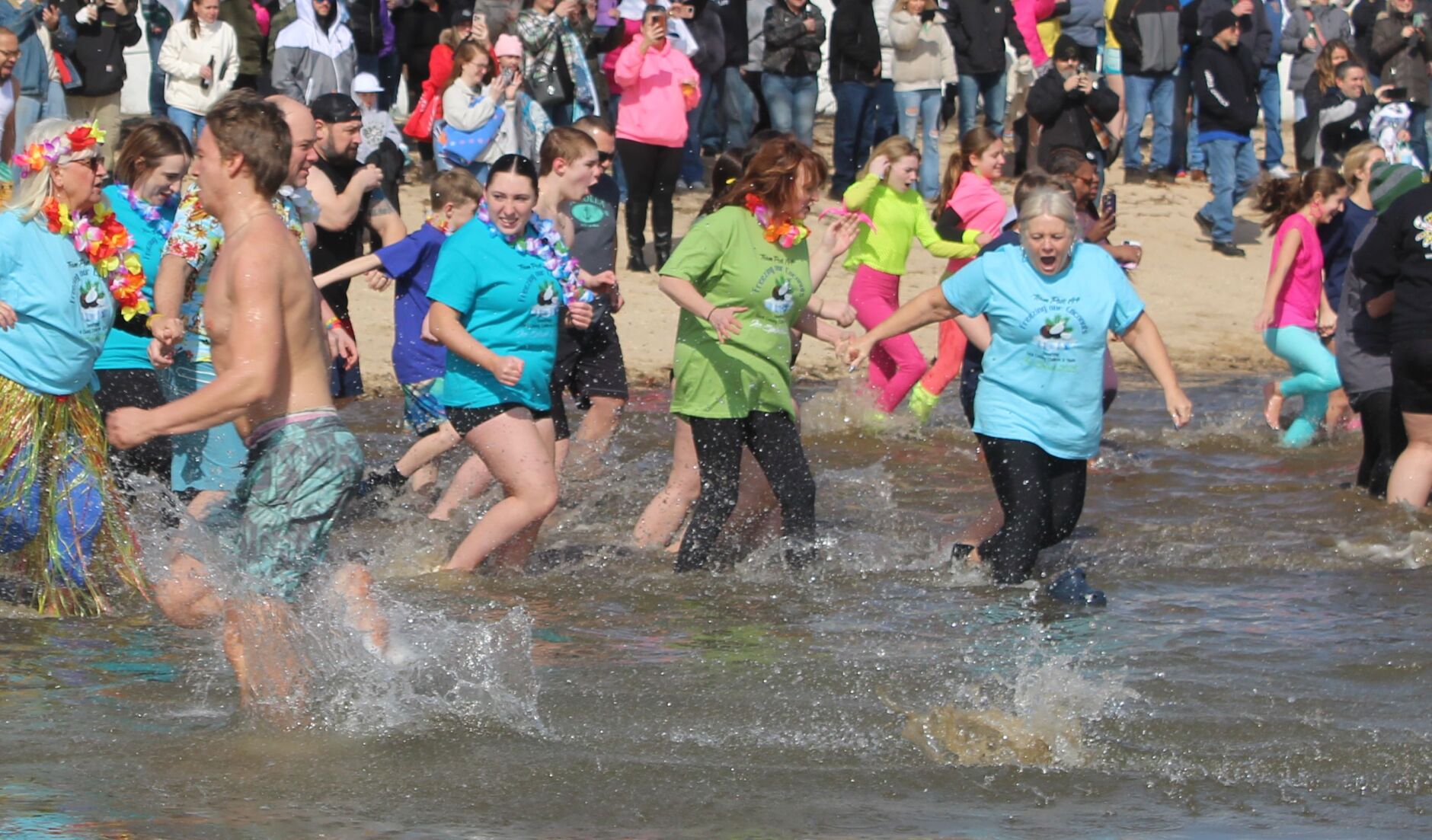 Ice Splash was frozen fun on the Northeast River | News | cecildaily.com