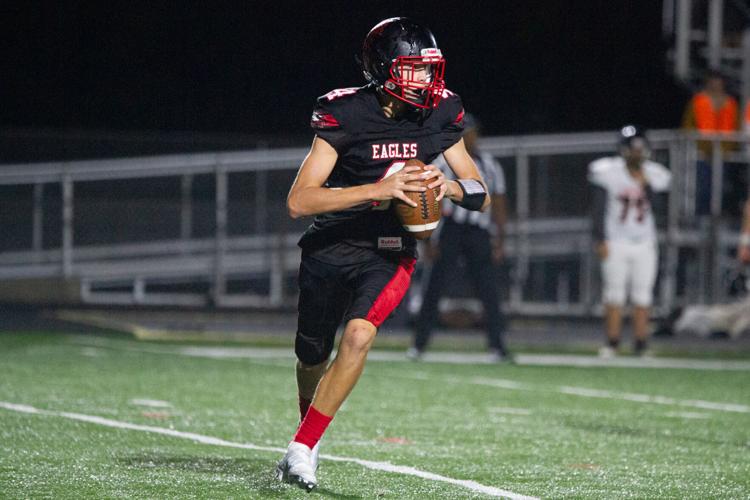 Russell rises to occasion in 20-13 victory over Eagles | Sports ...