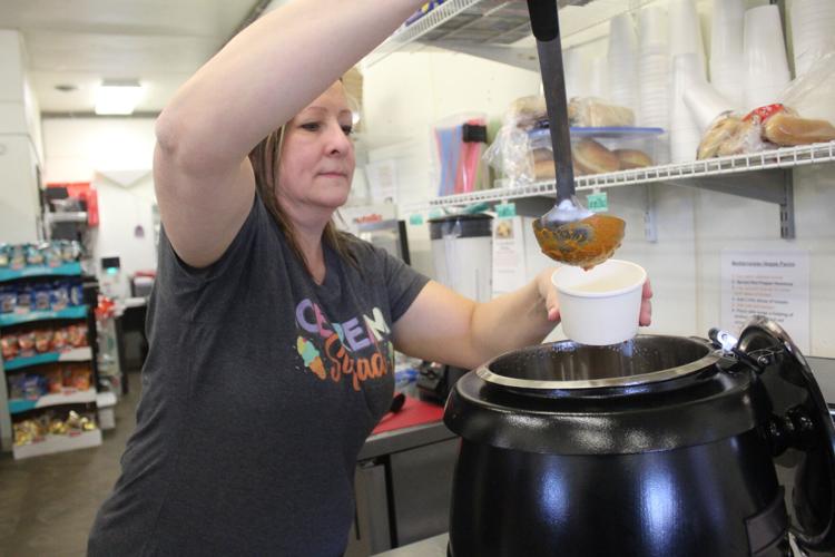 Biz Beat: Fundraiser for Jumbo Jimmy's, Inside Scoop adds food, Grocery ...