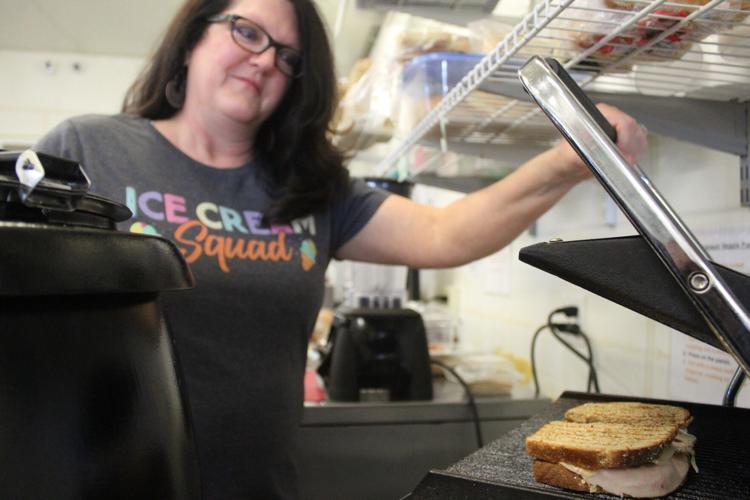 Biz Beat: Fundraiser for Jumbo Jimmy's, Inside Scoop adds food, Grocery ...