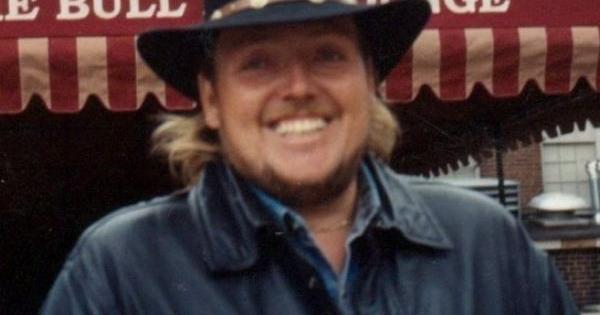 William D. Reeves | Obituaries | cecildaily.com