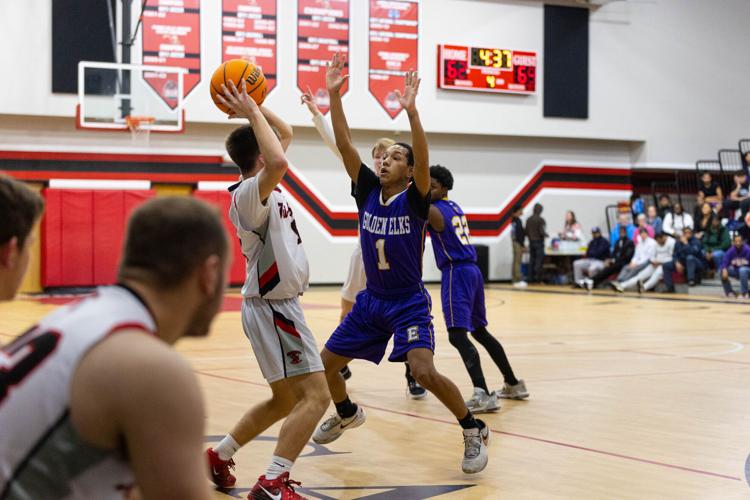 Elkton fends off Tri-State's second half rally | Sports | cecildaily.com