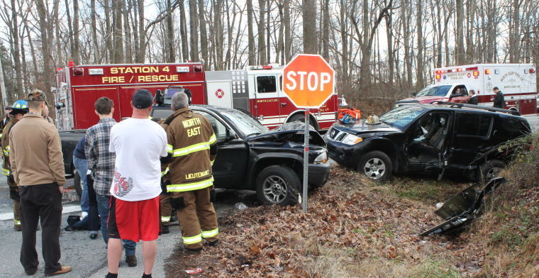 Three injured in Christmas Day crash in Bay View | Local News ...