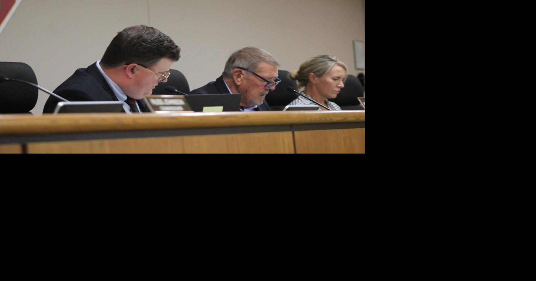 Golden Mule keeps its license; fined by liquor board | Business ...