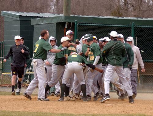 Cecil vs. Del. Tech baseball | Photo Galleries | cecildaily.com