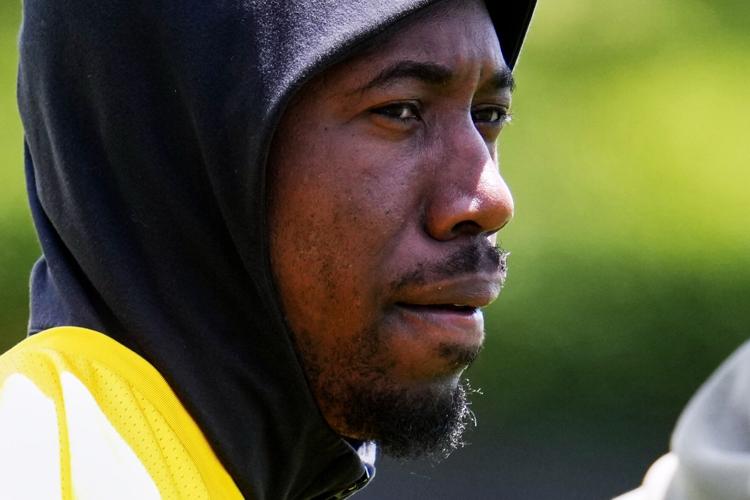 Steelers, linebacker Nick Herbig agree to a four-year extension, AP ...