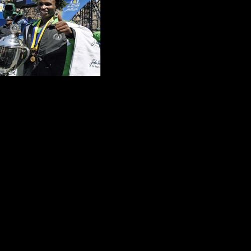 Kenya's Mutai wins Boston in record 2:03:02 | Sports | cecildaily.com